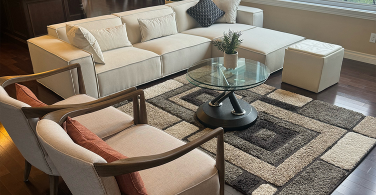 How to Decorate a Console Table in the Living Room