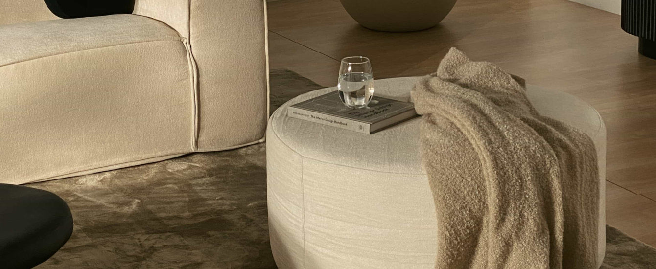 How to Decorate a Dead Corner in the Living Room